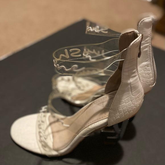 Shane Justin | Shoes | Shane Justin Fashion Logo Sj Heels | Poshmark